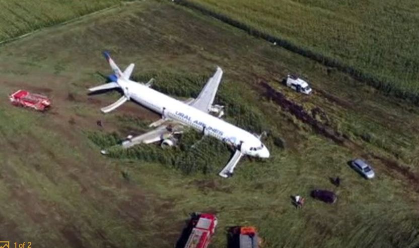 Rusia cataloga de héroe piloto que aterrizó avión de emergencia | Cactus24